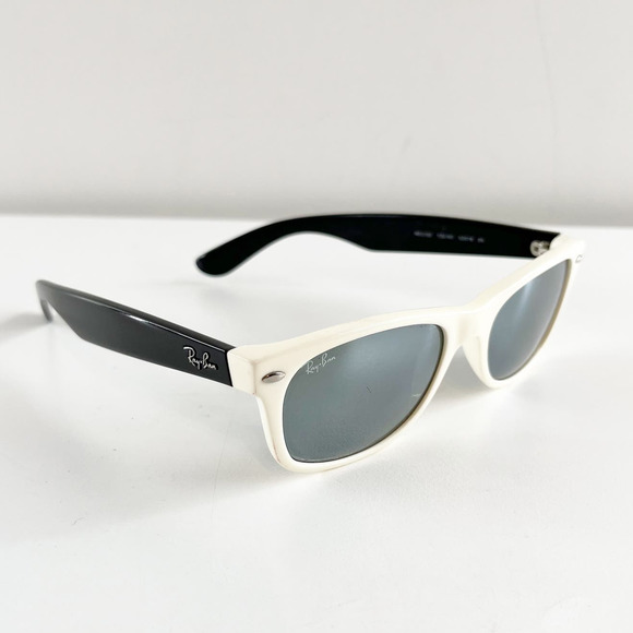 Ray-Ban | Accessories | Rayban Wayfarer Sunglasses White Black | Poshmark